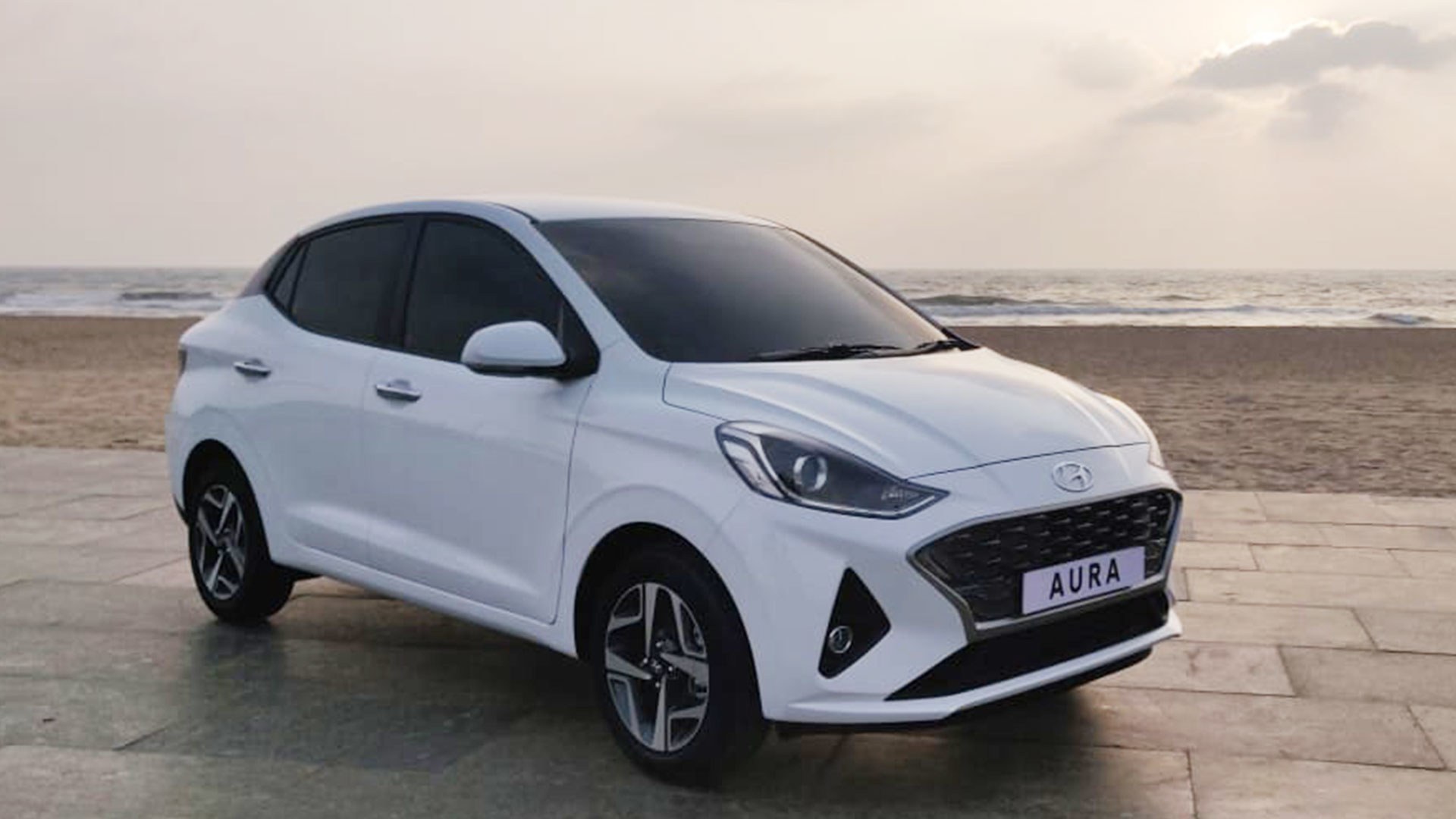 8 Best Mileage (Most Fuel Efficient) CNG Cars In 2021
