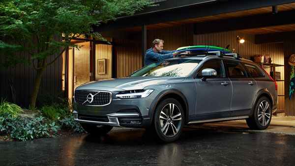 Volvo India Recalls over 1800 cars over Faulty AEB systems