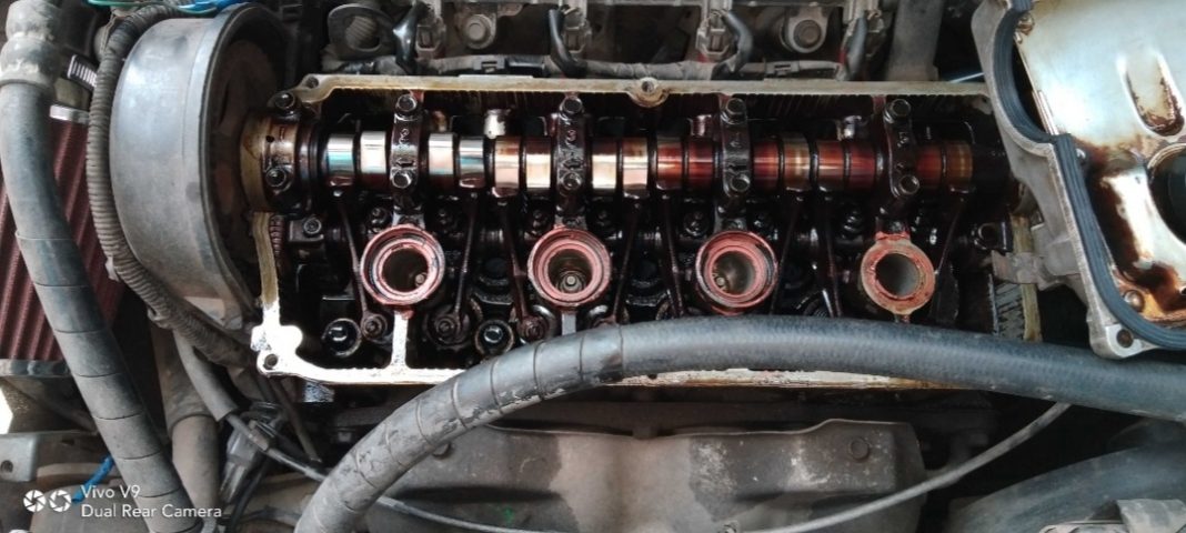 SOHC & DOHC Difference | Overhead Cam Configuration Explained