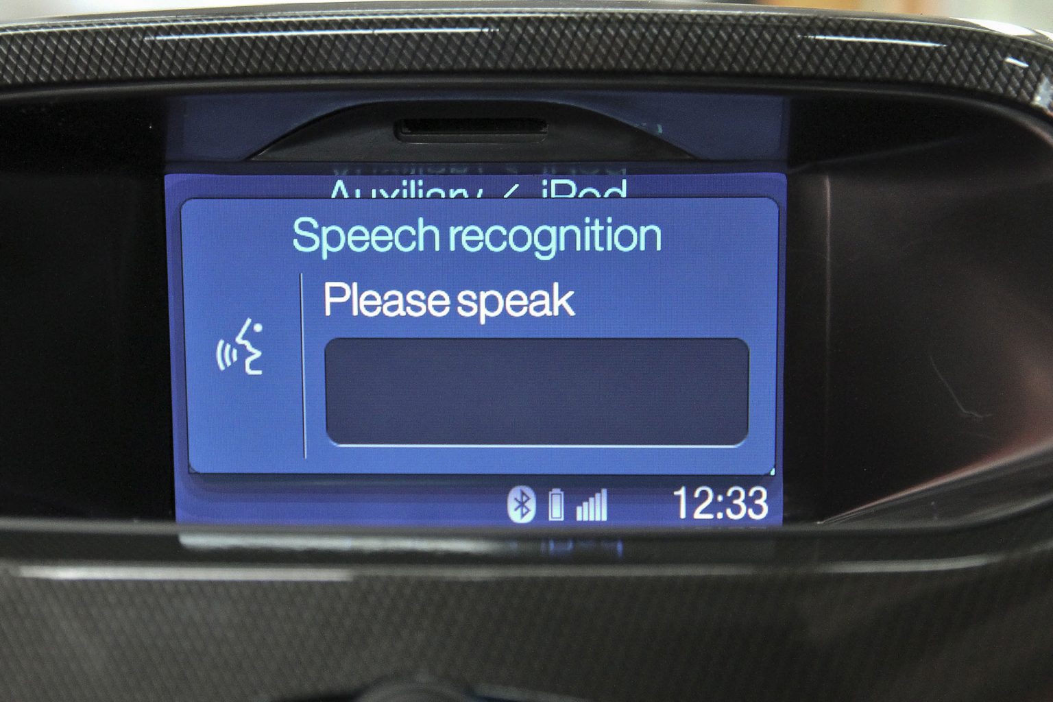 10 Useless Car Features That Car Manufacturers Need To Remove