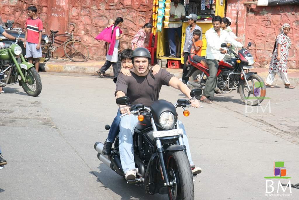 10 Bollywood Celebrities who Ride a Harley Davidson!