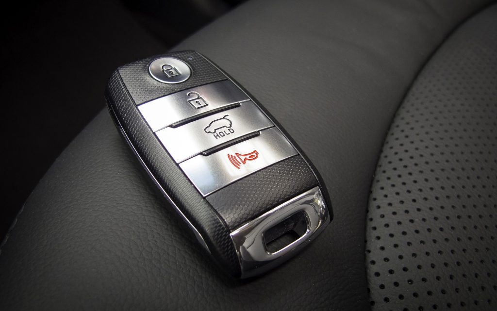 5 Ways to Secure a Car with Keyless Entry feature