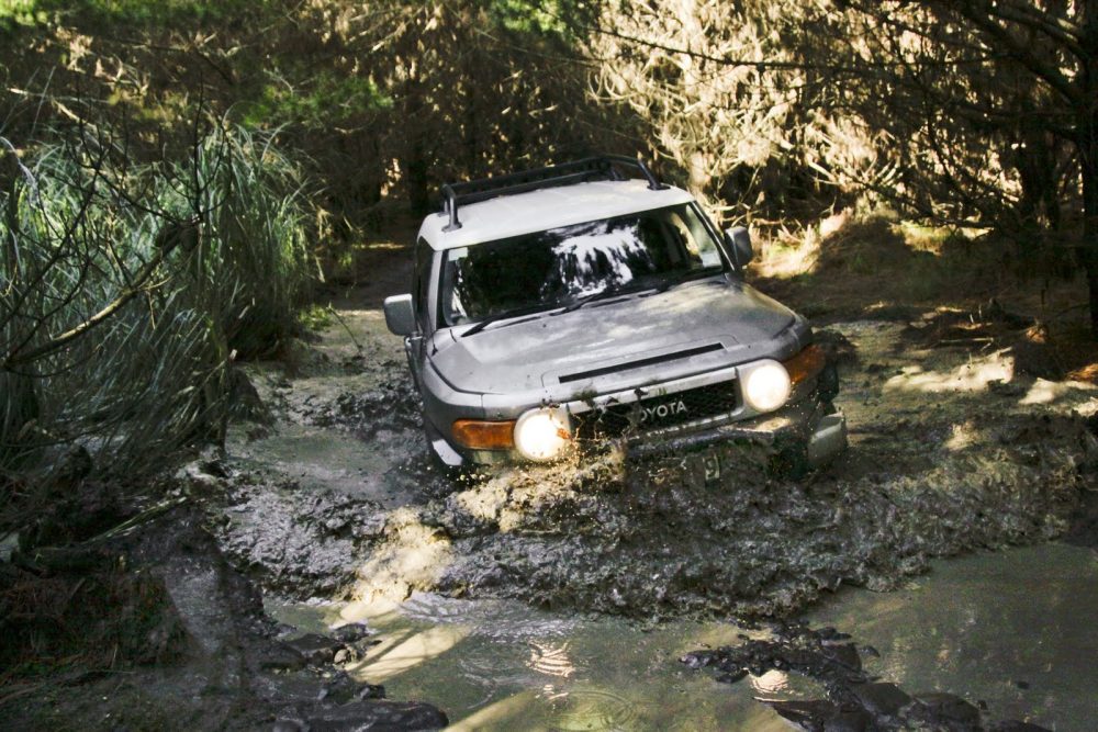The Toyota FJ Cruiser: An SUV With 3 Wiper Blades!