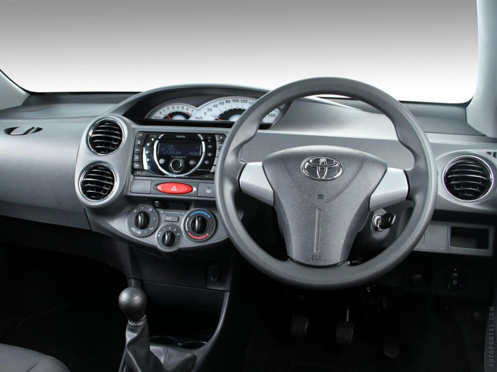 5 Cars In India With Centrally Mounted Instrument Cluster