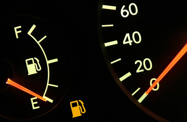 7 Hazards Of Running Your Car On Low Engine Oil