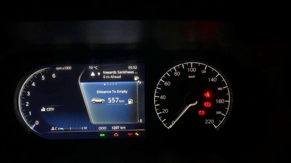 10 Cars That Come With An Semi-Digital Speedometer
