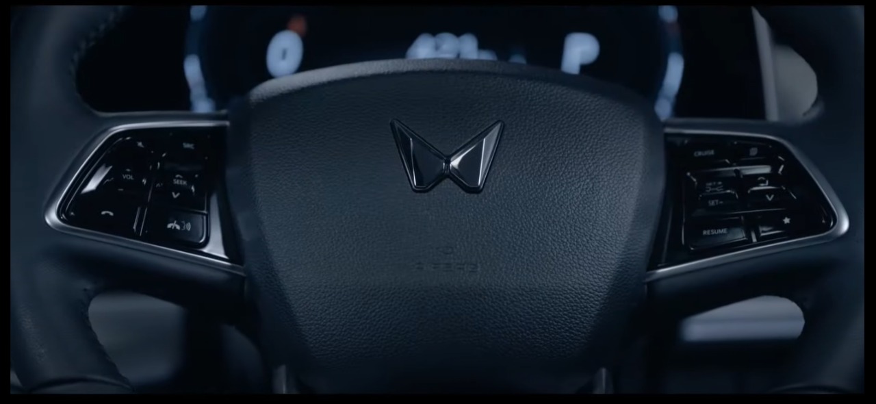 Mahindra XUV700 Makes its Global Debut!