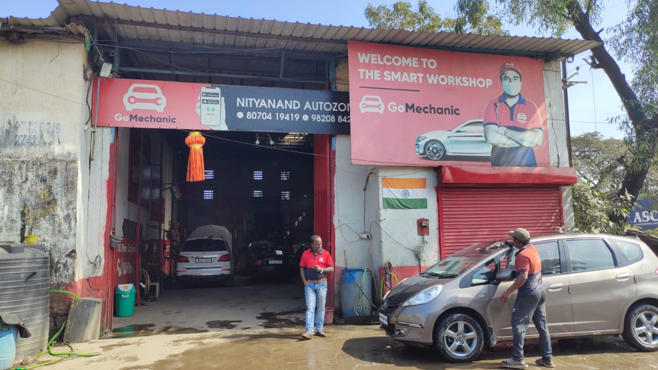 Best Car Garages in Navi Mumbai | Top Mechanics for Car Service and Repairs