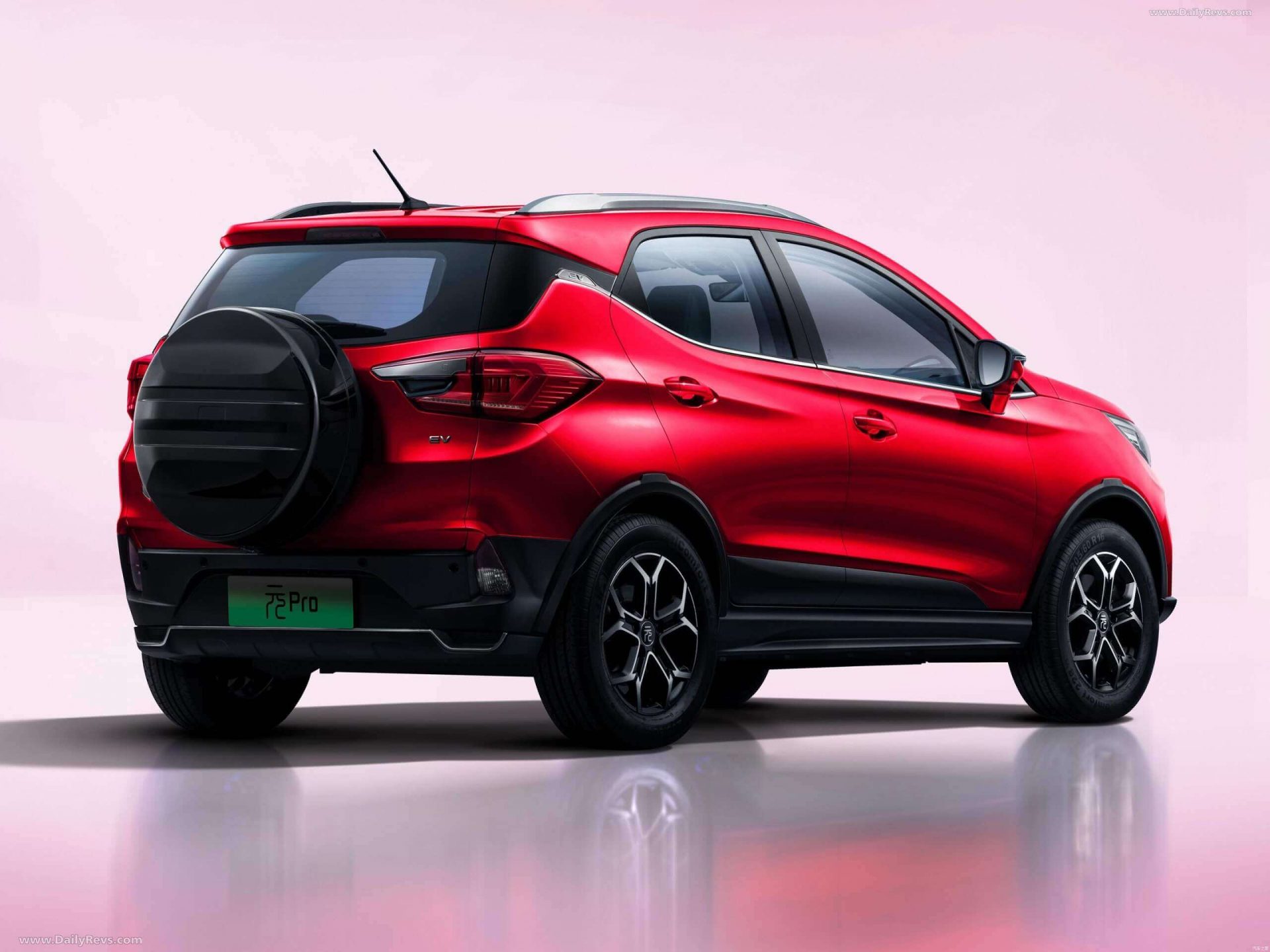 BYD Yuan Pro: The Game-Changing Mid-Size Electric SUV!