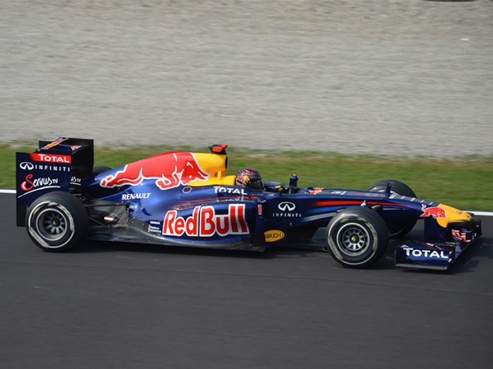 Fastest Formula 1 Cars 2025 – Top Speed, Drivers & Records