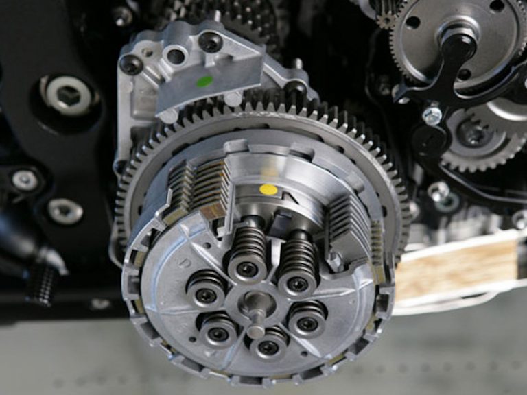 Wet Multiplate vs Slipper Clutch Key Differences Explained
